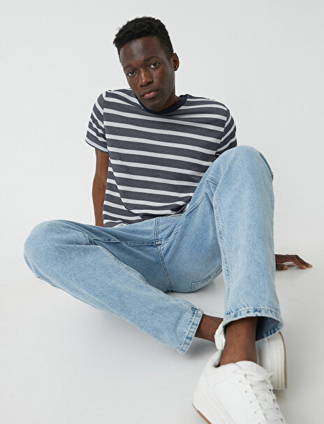 Koton Erkek Etiketli Çizgili Tişört