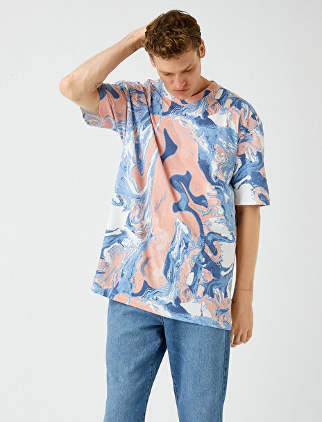 Koton Erkek Soyut Desenli Oversize Tişört Koton Erkek Soyut Desenli Oversize Tişört