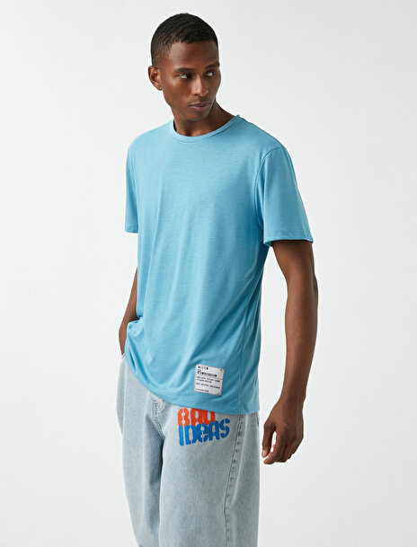 Koton Erkek Regular Fit Etiketli Basic Tişört Koton Erkek Regular Fit Etiketli Basic Tişört