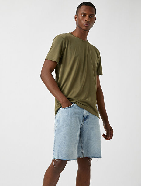 Koton Erkek Regular Fit Etiketli Basic Tişört Koton Erkek Regular Fit Etiketli Basic Tişört