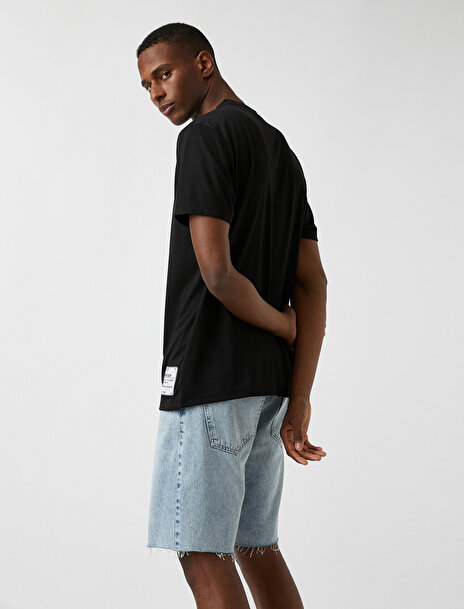 Koton Erkek Regular Fit Etiketli Basic Tişört Koton Erkek Regular Fit Etiketli Basic Tişört