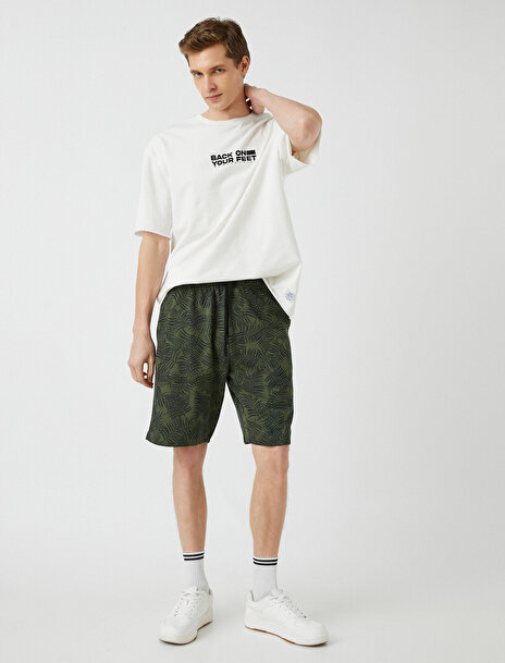 Koton Erkek Yaprak Baskılı Şort