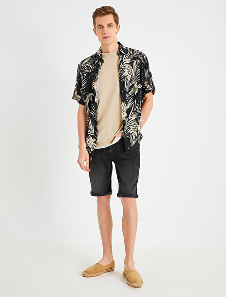 Koton Erkek Paçası Katlı Kot Şort