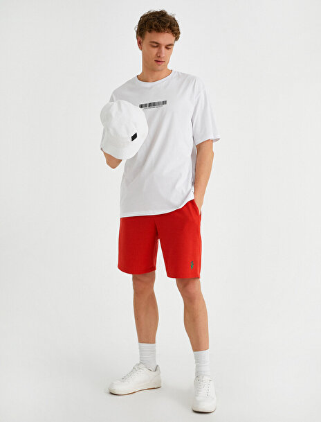 Koton Erkek Slim Fit Minimal İşlemeli Şort Koton Erkek Slim Fit Minimal İşlemeli Şort