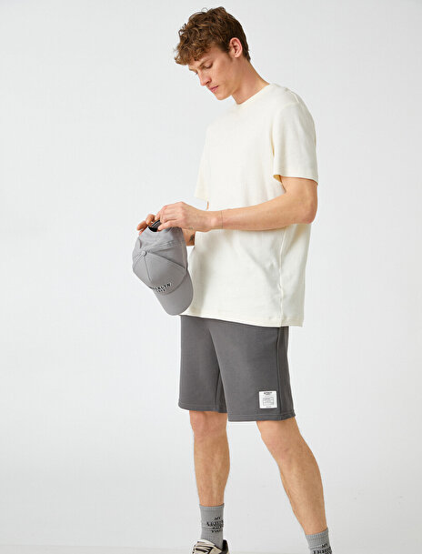 Koton Erkek Bağcıklı Etiketli Şort