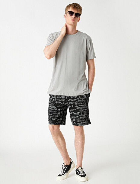 Koton Erkek Hızlı ve Öfkeli Şort Lisanslı Baskılı Koton Erkek Hızlı ve Öfkeli Şort Lisanslı Baskılı