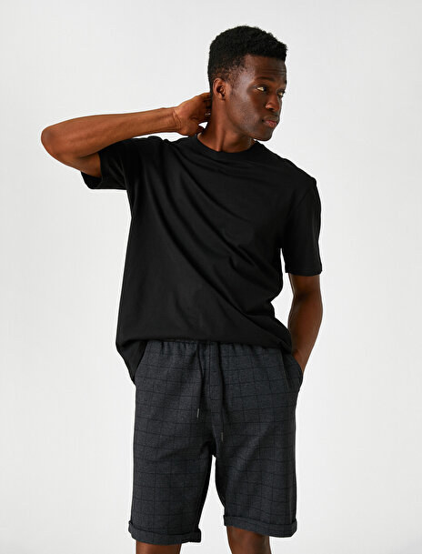 Koton Erkek Bağcıklı Kareli Şort Koton Erkek Bağcıklı Kareli Şort