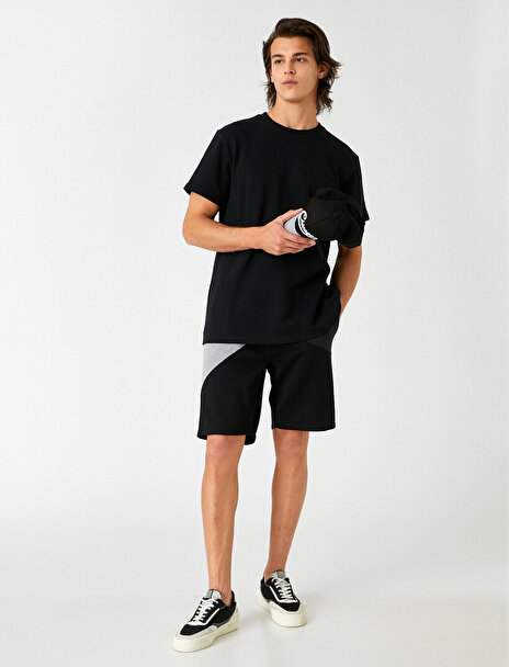 Koton Erkek Slim Fit Panelli Şort