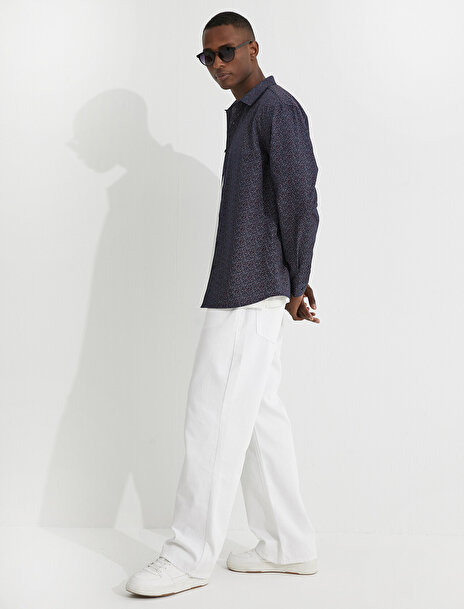 Koton Erkek Slim Fit Minimal Desenli Gömlek Koton Erkek Slim Fit Minimal Desenli Gömlek