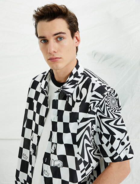 Koton Erkek Satranç Baskılı Kısa Kollu Gömlek
