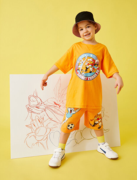 Koton Erkek Çocuk Looney Tunes Baskılı Tişört Oversized Lisanslı Pamuklu Koton Erkek Çocuk Looney Tunes Baskılı Tişört Oversized Lisanslı Pamuklu