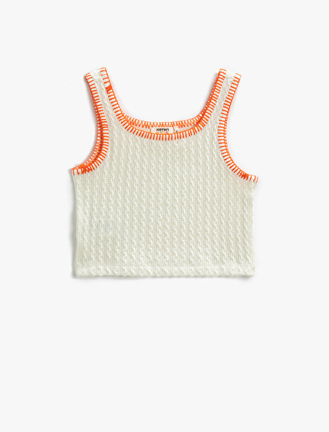 Koton Kız Çocuk Kolsuz Dokulu Crop Üst U Yaka Dikiş Detaylı