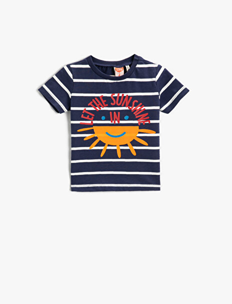 Koton Erkek Çocuk Slogan Baskılı Tişört Çizgili Bisiklet Yaka Pamuklu Koton Erkek Çocuk Slogan Baskılı Tişört Çizgili Bisiklet Yaka Pamuklu