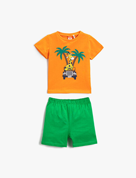 Koton Erkek Çocuk Zürafa ve Palmiye Baskılı Şort Tişört Takım Pamuklu Koton Erkek Çocuk Zürafa ve Palmiye Baskılı Şort Tişört Takım Pamuklu