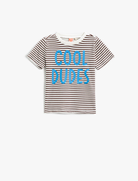 Koton Erkek Çocuk Çizgili Tişört Kısa Kollu Slogan Baskılı Bisiklet Yaka Pamuklu Koton Erkek Çocuk Çizgili Tişört Kısa Kollu Slogan Baskılı Bisiklet Yaka Pamuklu