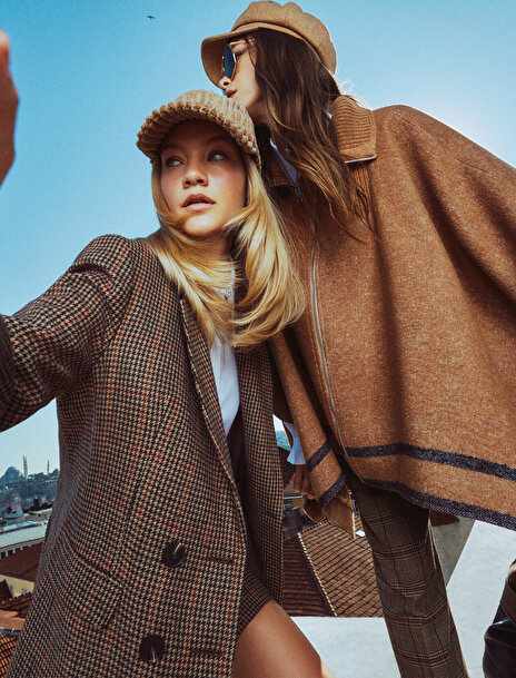 Koton Kadın Dik Yaka Fermuarlı Panço