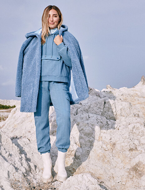 Koton Kadın Kapüşonlu Pelüş Kaban Koton Kadın Kapüşonlu Pelüş Kaban