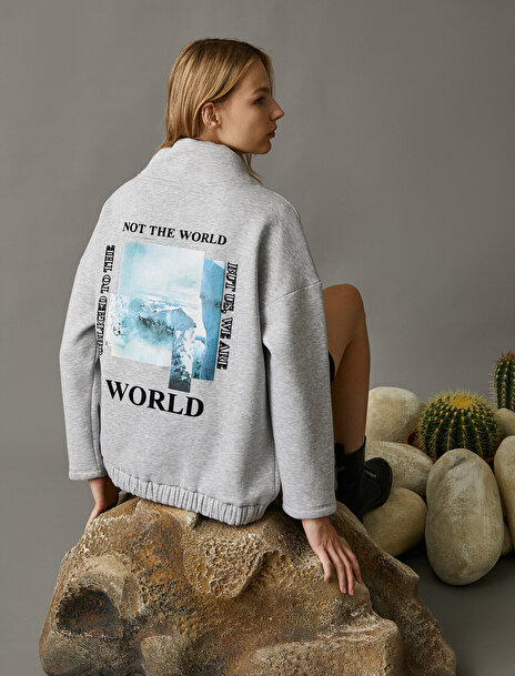Koton Kadın Baskılı Dik Yaka Fermuarlı Cepli Sweatshirt
