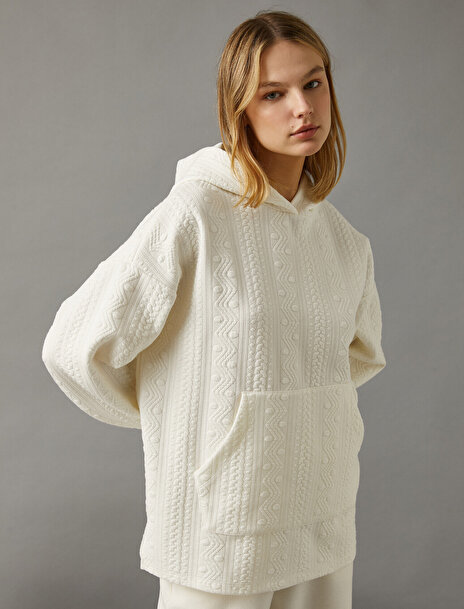 Koton Kadın Desenli Dokulu Kapüşonlu Sweatshirt