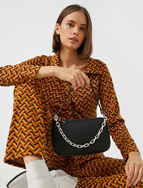 Koton Kadın Zincir Detaylı Çanta