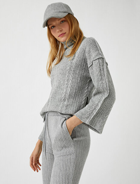 Koton Kadın Balıkçı Yaka Geniş Kollu Kazak