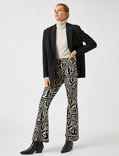 Koton Kadın Desenli İspanyol Paça Pantolon