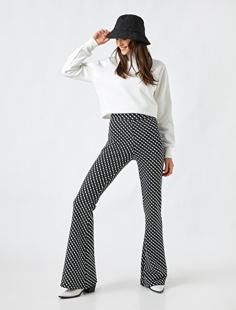 Koton Kadın Desenli Yüksek Bel İspanyol Paça Pantolon