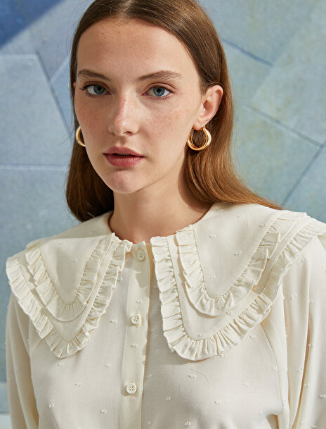 Koton Kadın Önlük Yaka Fırfırlı Puantiyeli Gömlek