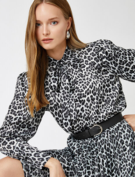 Koton Kadın Leopar Desenli Uzun Kollu Gömlek Koton Kadın Leopar Desenli Uzun Kollu Gömlek