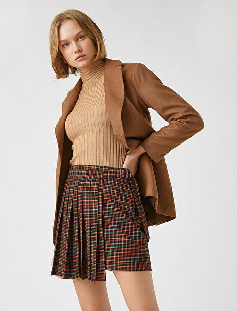 Koton Kadın Ekoseli Pileli Mini Etek Koton Kadın Ekoseli Pileli Mini Etek