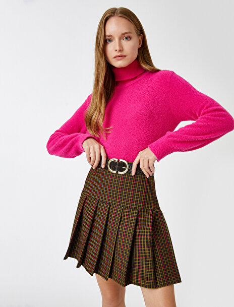 Koton Kadın Ekoseli Pileli Yüksek Bel Mini Etek Koton Kadın Ekoseli Pileli Yüksek Bel Mini Etek