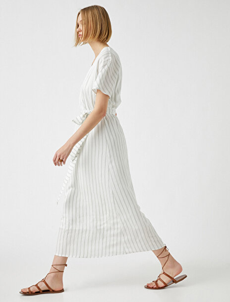 Koton Kadın Kısa Kollu V Yaka Beli Bağlamalı Çizgili Elbise