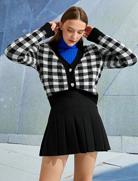 Koton Kadın Kareli Taşlı Düğmeli Hırka