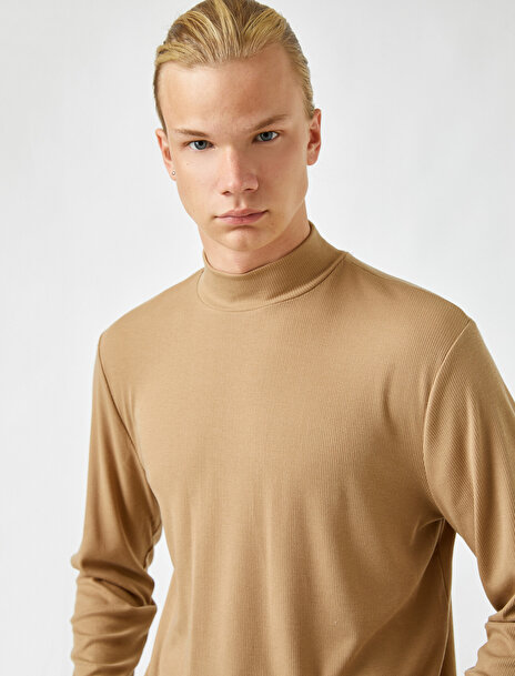 Koton Erkek Uzun Kollu Boğazlı Tişört