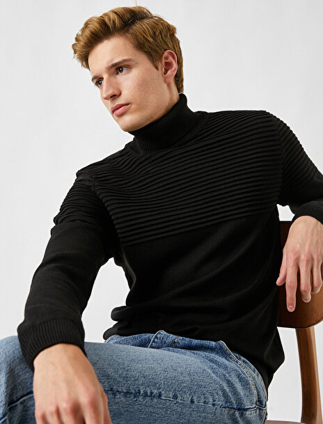 Koton Erkek Boğazlı Çizgili Kazak