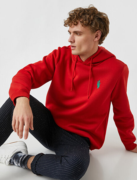 Koton Erkek Kaktüs İşlemeli Kapşonlu Sweatshirt