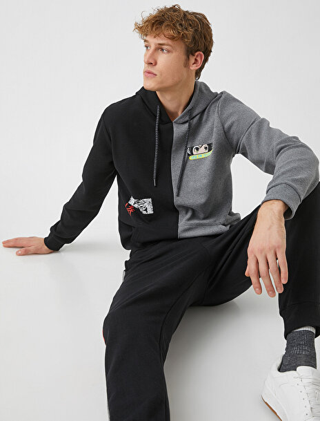 Koton Erkek Anime Baskılı Kapüşonlu Sweatshirt Koton Erkek Anime Baskılı Kapüşonlu Sweatshirt
