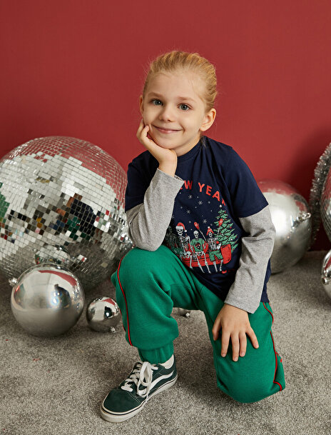 Koton Erkek Çocuk Yılbaşı Baskılı Uzun Kollu Tişört Pamuklu