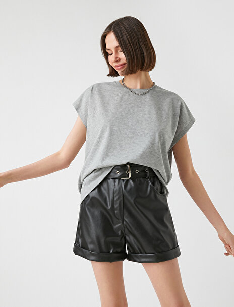 Koton Kadın Bisiklet Yaka Kısa Kollu Basic Tişört Koton Kadın Bisiklet Yaka Kısa Kollu Basic Tişört