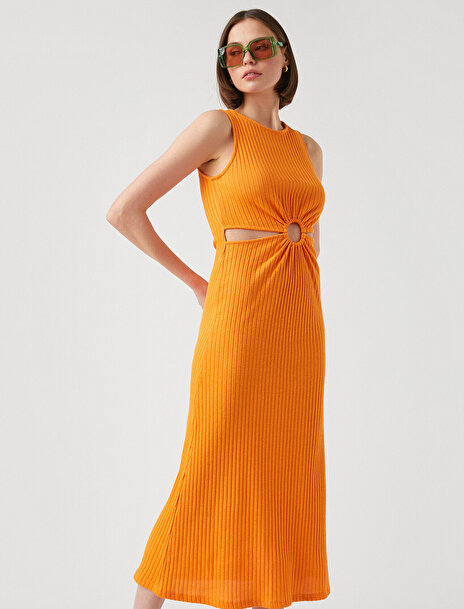 Koton Kadın Kolsuz Midi Pencere Detaylı Elbise