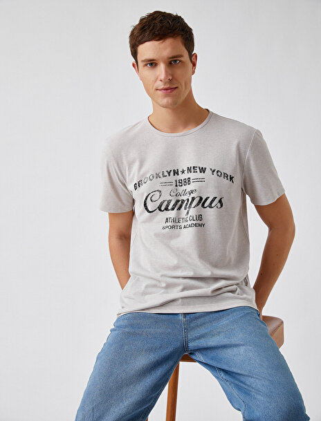 Koton Erkek Slim Fit Kolej Baskılı Tişört
