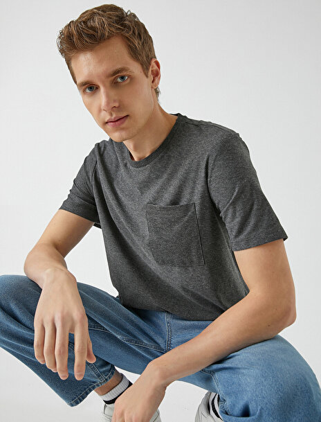 Koton Erkek Cepli Basic Tişört