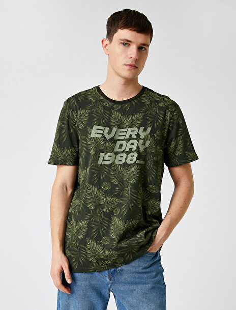Koton Erkek Yaprak Desenli Baskılı Tişört