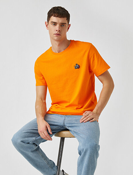 Koton Erkek Gergedan İşlemeli Tişört