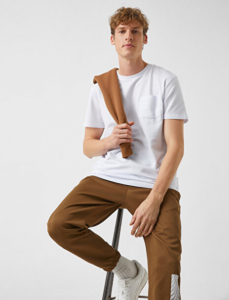 Koton Erkek Cepli Standart Fit Tişört