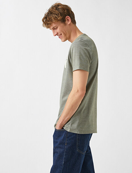 Koton Erkek Slim Fit Baskılı Tişört