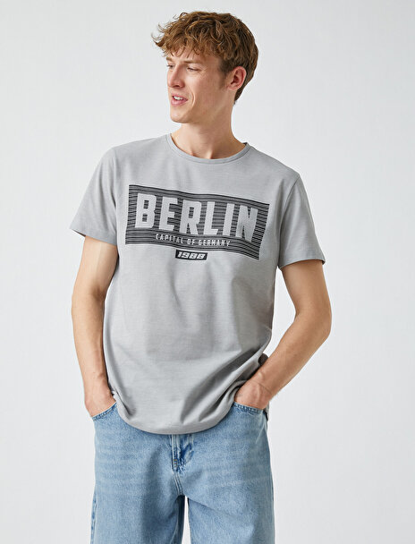Koton Erkek Berlin Baskılı Tişört Koton Erkek Berlin Baskılı Tişört