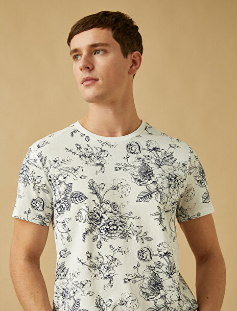 Koton Erkek Çiçekli Baskılı Tişört