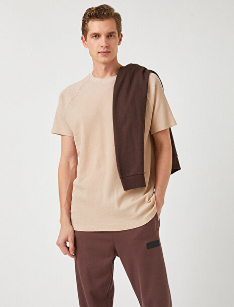 Koton Erkek Reglan Kol Basic Tişört Koton Erkek Reglan Kol Basic Tişört