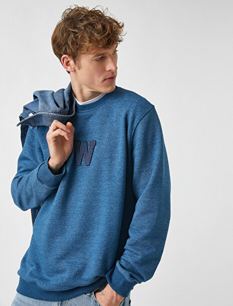 Koton Erkek Havlu Kumaş İşlemeli Sweatshirt